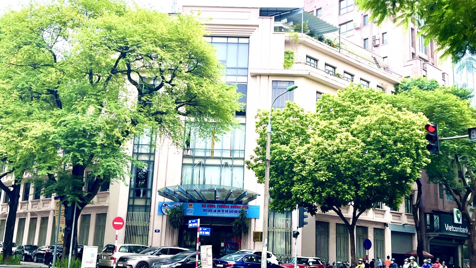 Bộ Công Thương Hưởng ứng Chiến Dịch Làm Cho Thế Giới Sạch Hơn Năm 2022